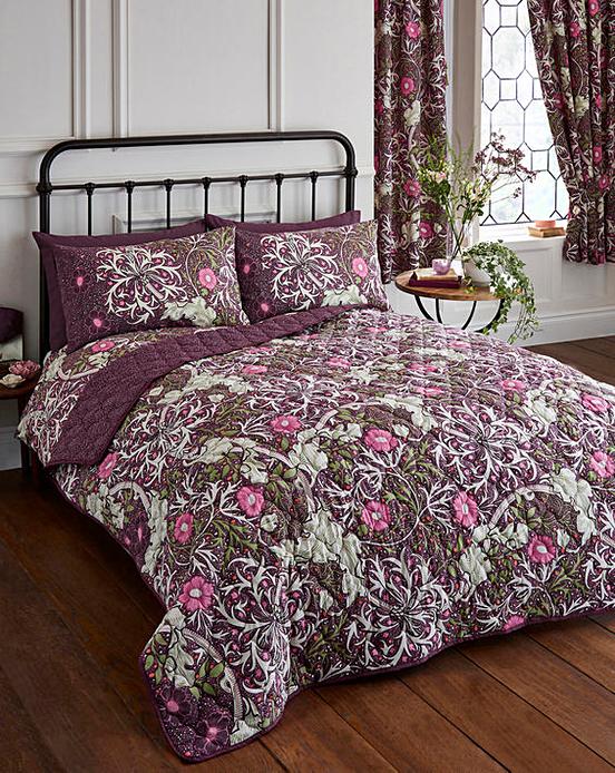 William Morris Seaweed Quilted Throw | House of Bath