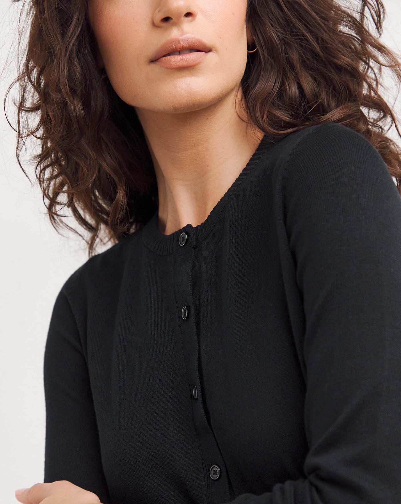 Crew Neck Cardigan | Marisota