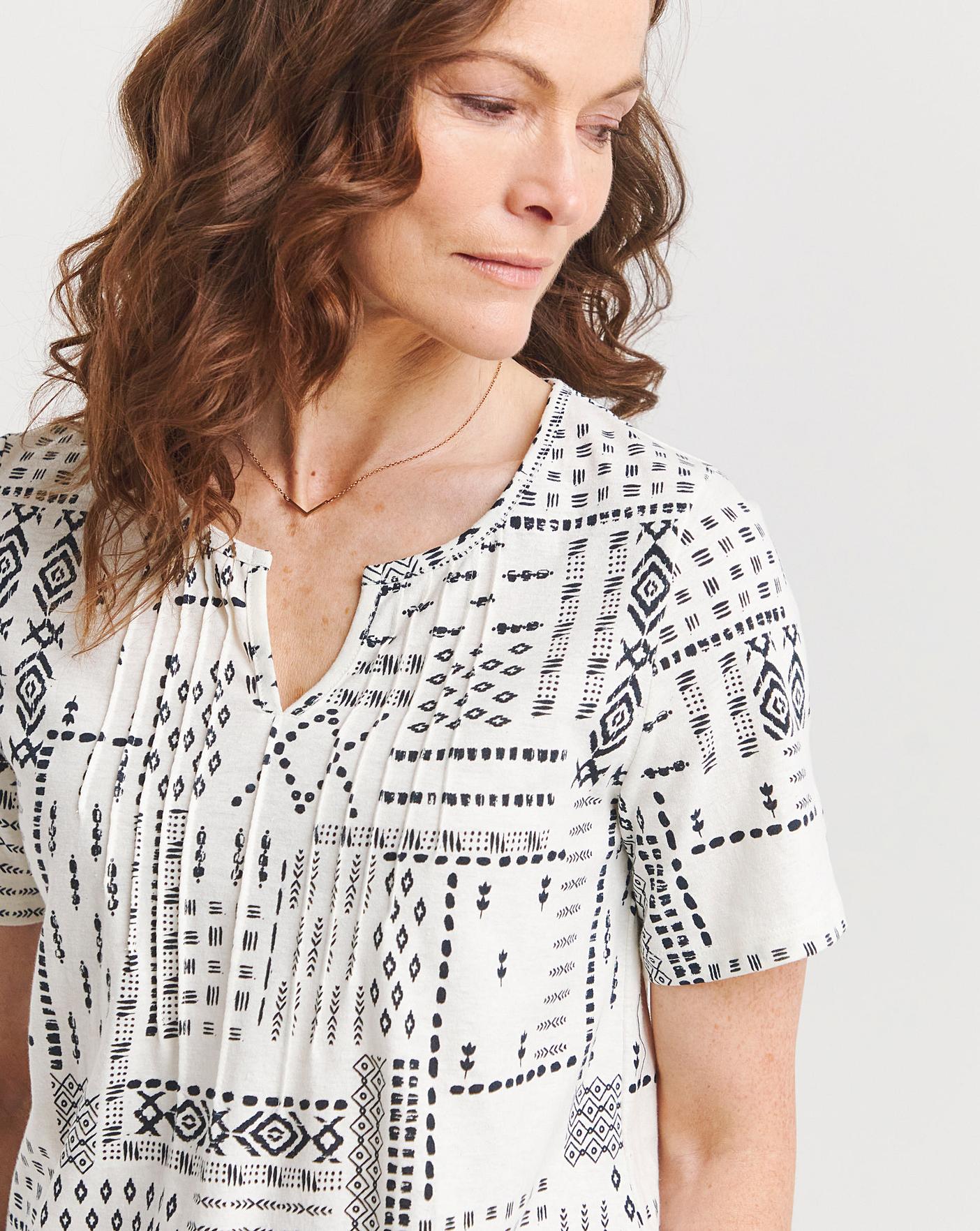 Julipa Linen Mix Pintuck Top | Marisota