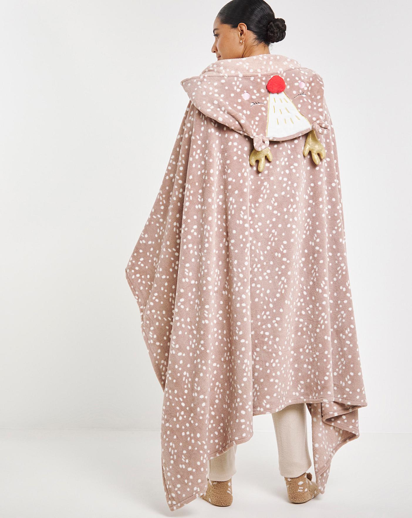 Reindeer Lounge Slanket with Socks | Fashion World