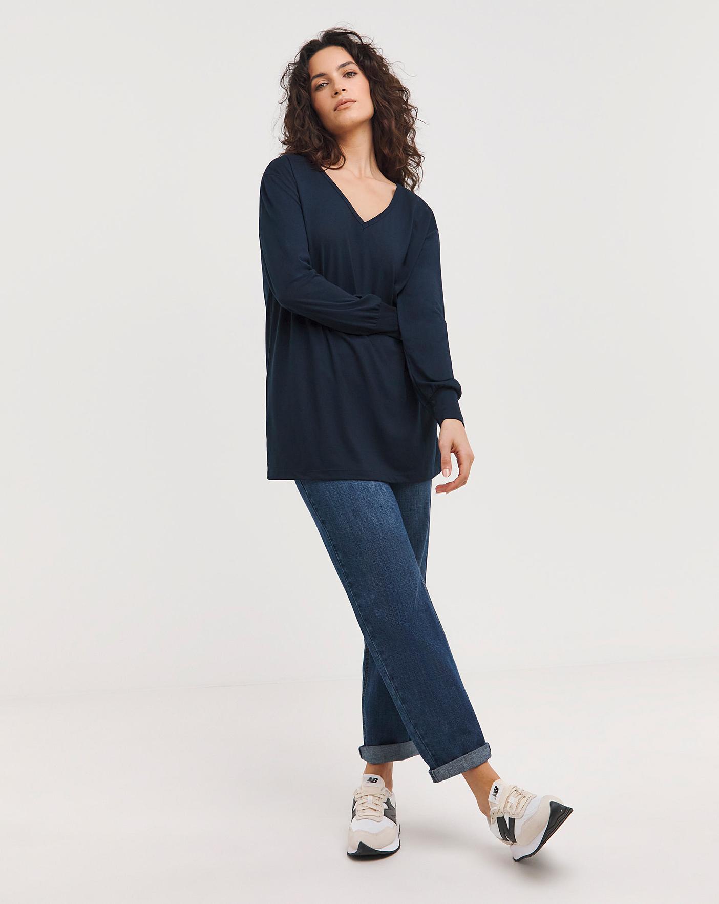 Cut Out Long Sleeved Longline Top | Marisota