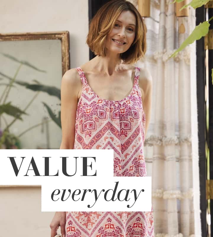 Ambrose Wilson | The ladies' clothing catalogue in sizes 12-34 and up ...